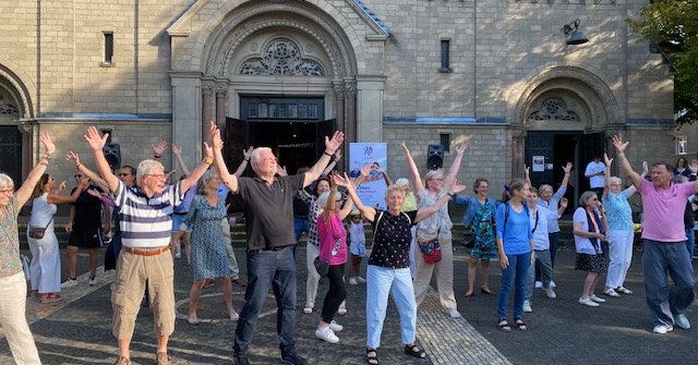 Tanz auf den Plätzen | Nachbarschaftshilfe Kölsch Hätz